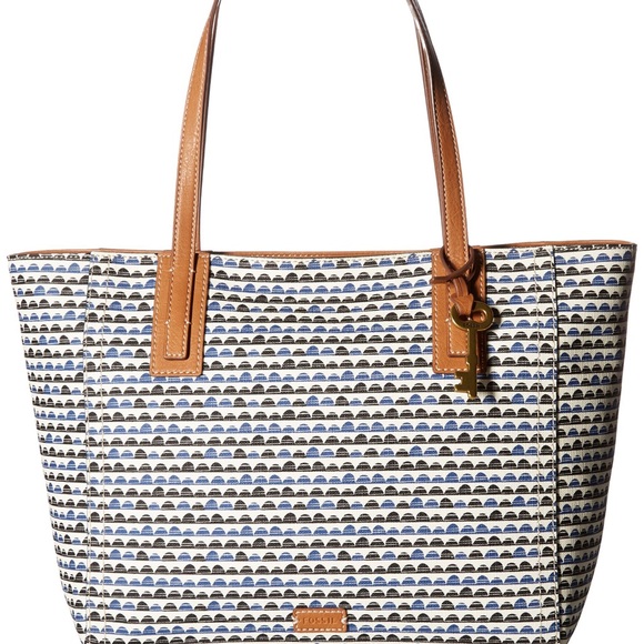 Fossil | Bags | Fossil Emma Stylish White And Blue Patterned Tote Bag ...
